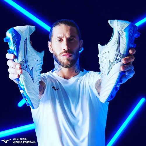 セルヒオ・ラモス スパイク モレリアネオ 25.5 - nimfomane.com