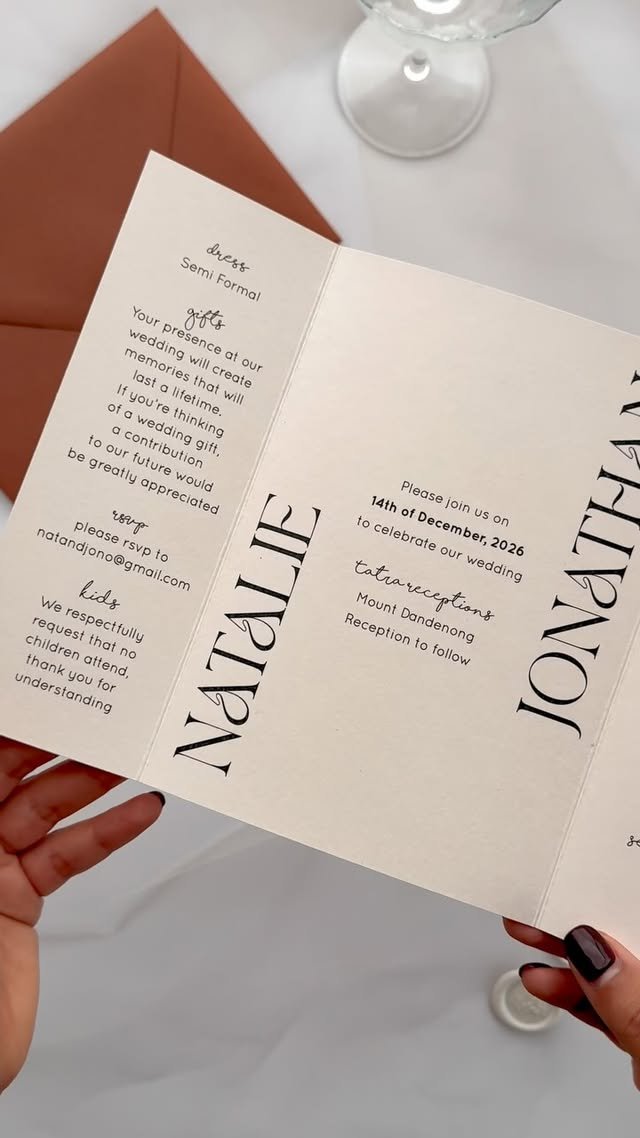 Music themed wedding invitations | Beachweddingtips.com